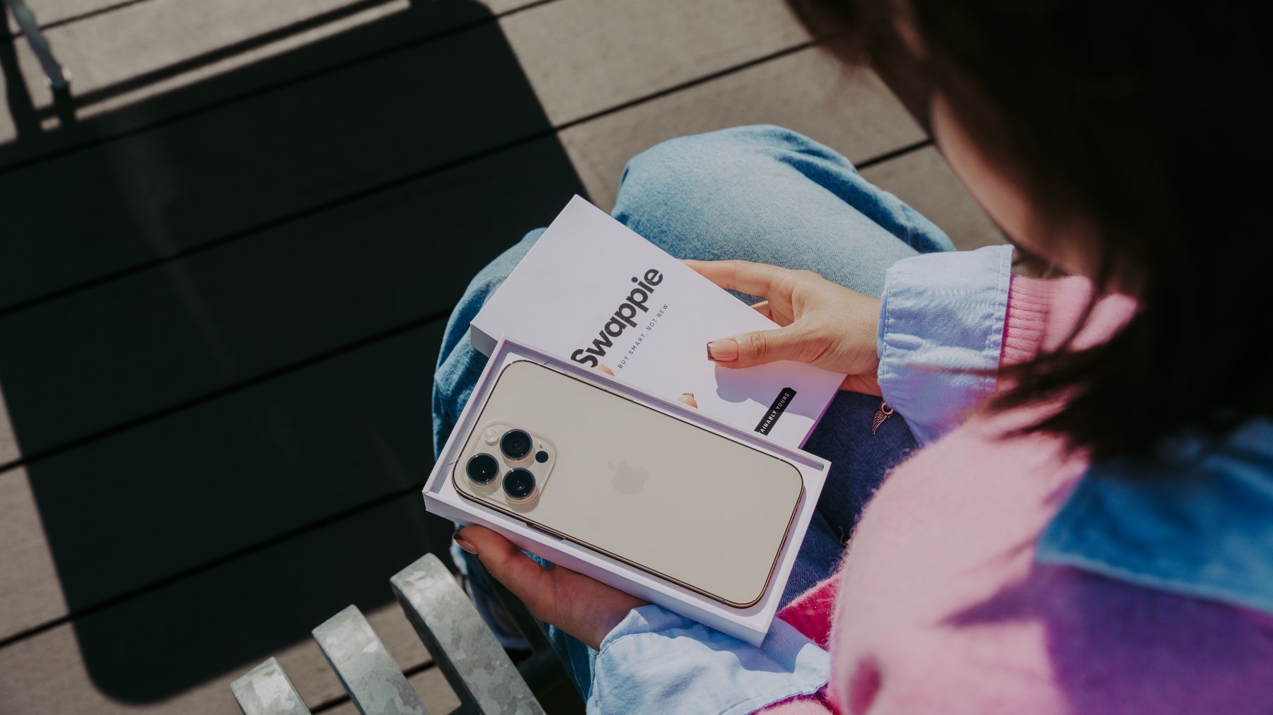 What is an eSIM iPhone and How Does it Work? - Swappie